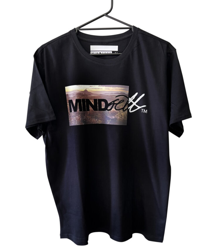 the 'Walkabout' Mindsett™ Tshirt